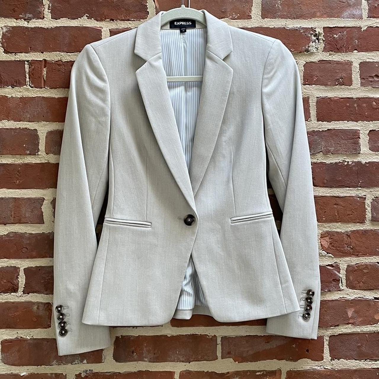 Express blazer - Depop