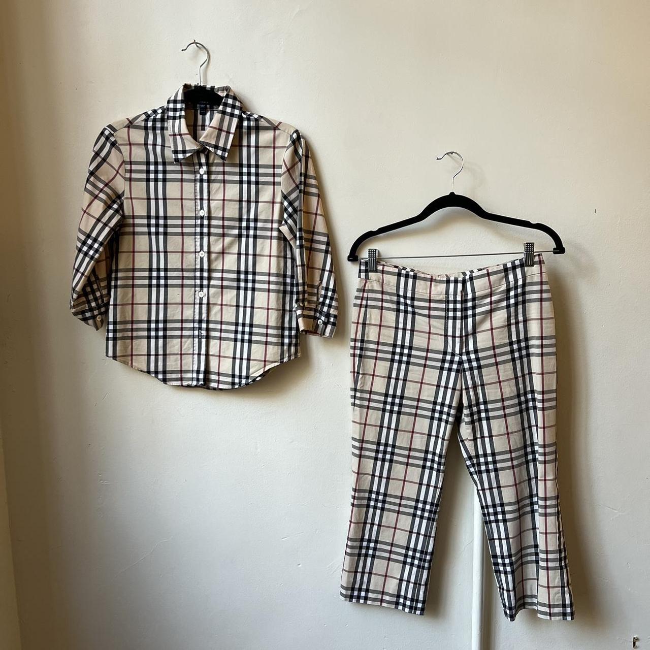 Burberry button up and capri set - Depop