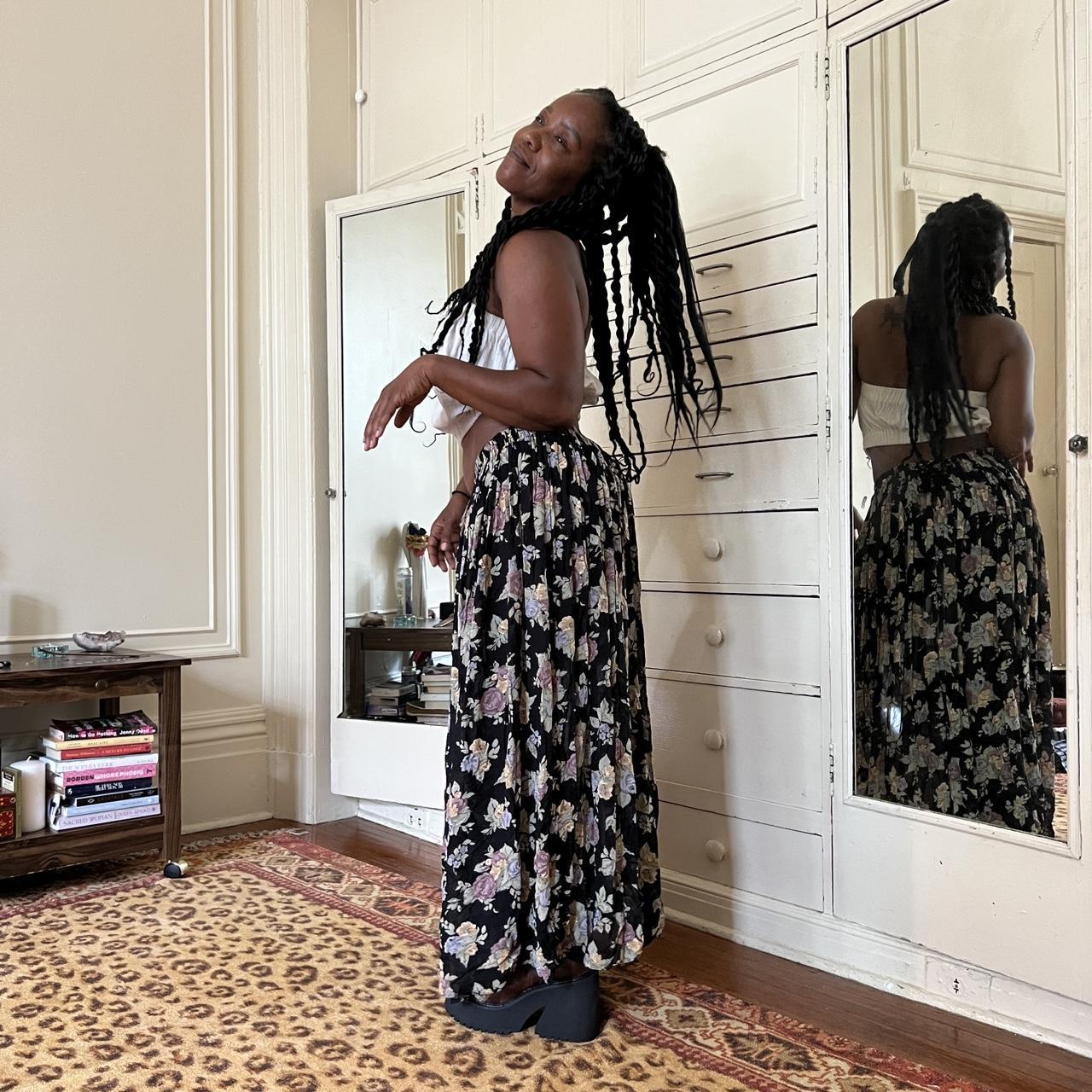 floral vintage beauty by carole little 💐 Marked 18,... - Depop