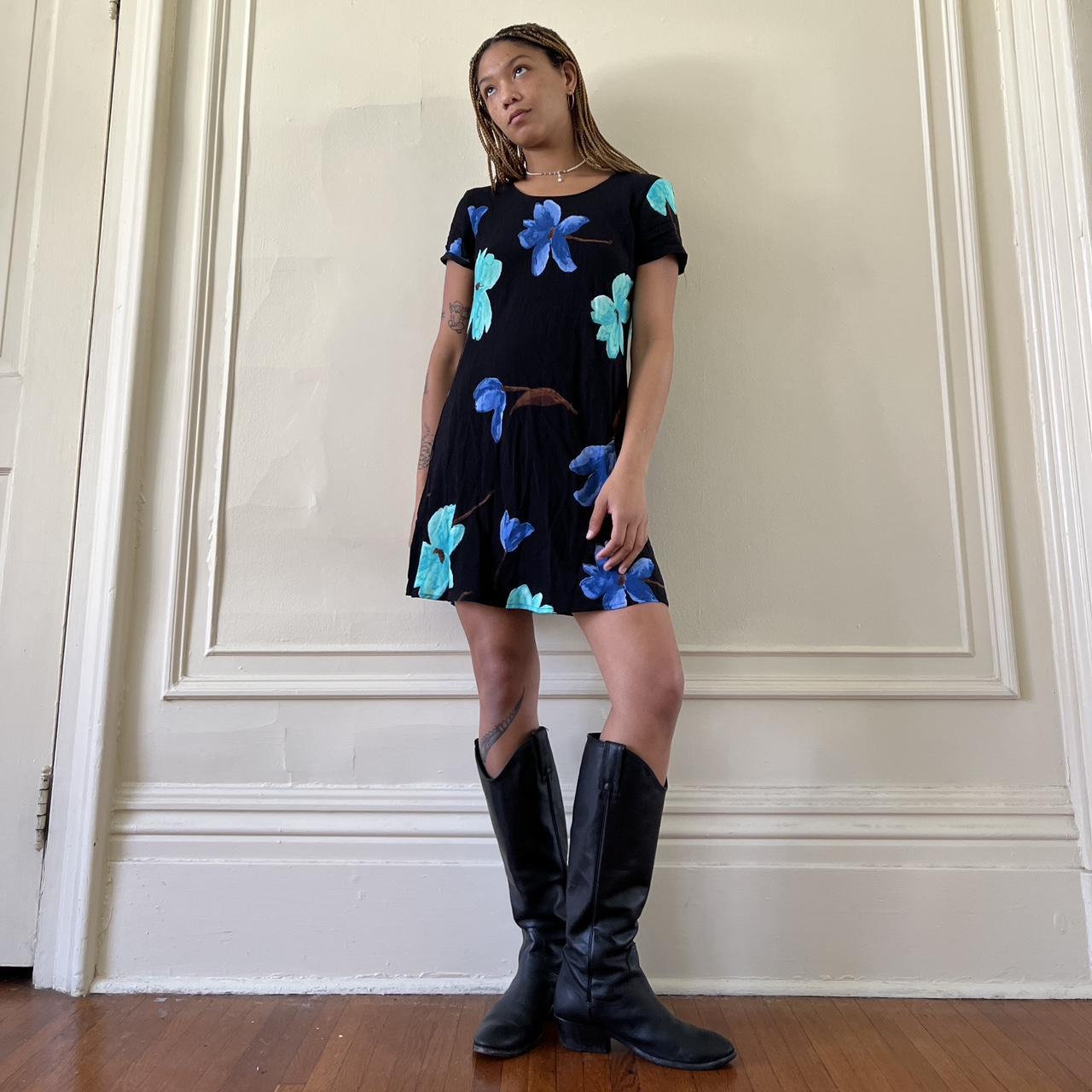 vintage floral dress, fits like modern day s for... - Depop