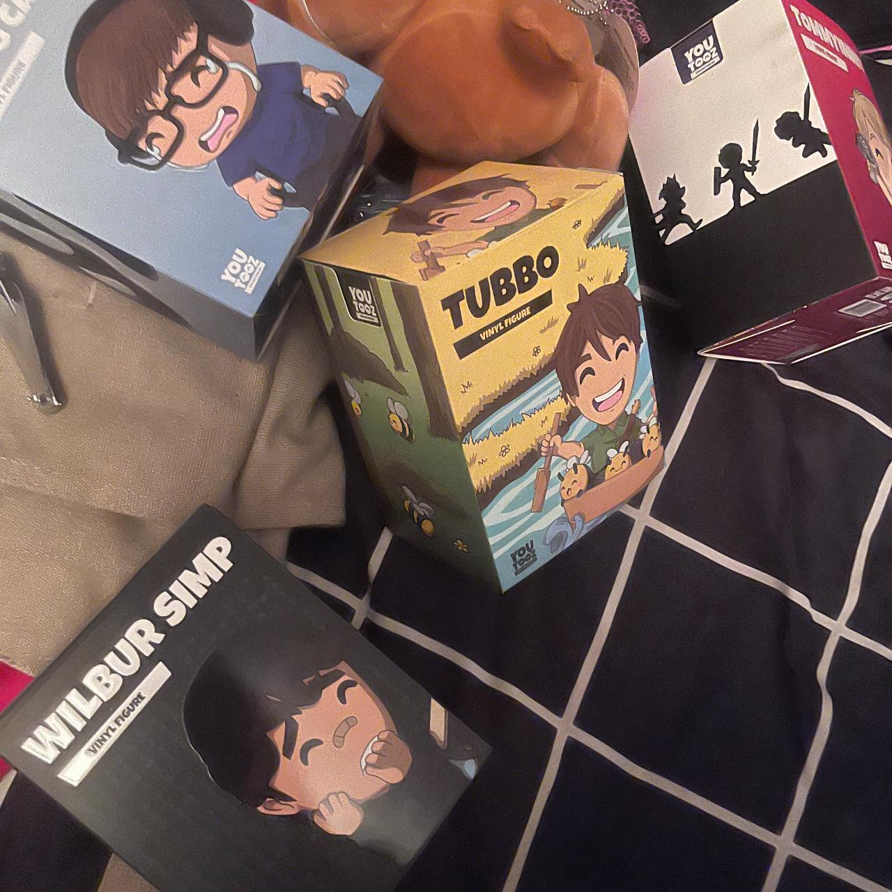 Crying Carson Youtooz Vinyl Figure *Limited Edition... - Depop