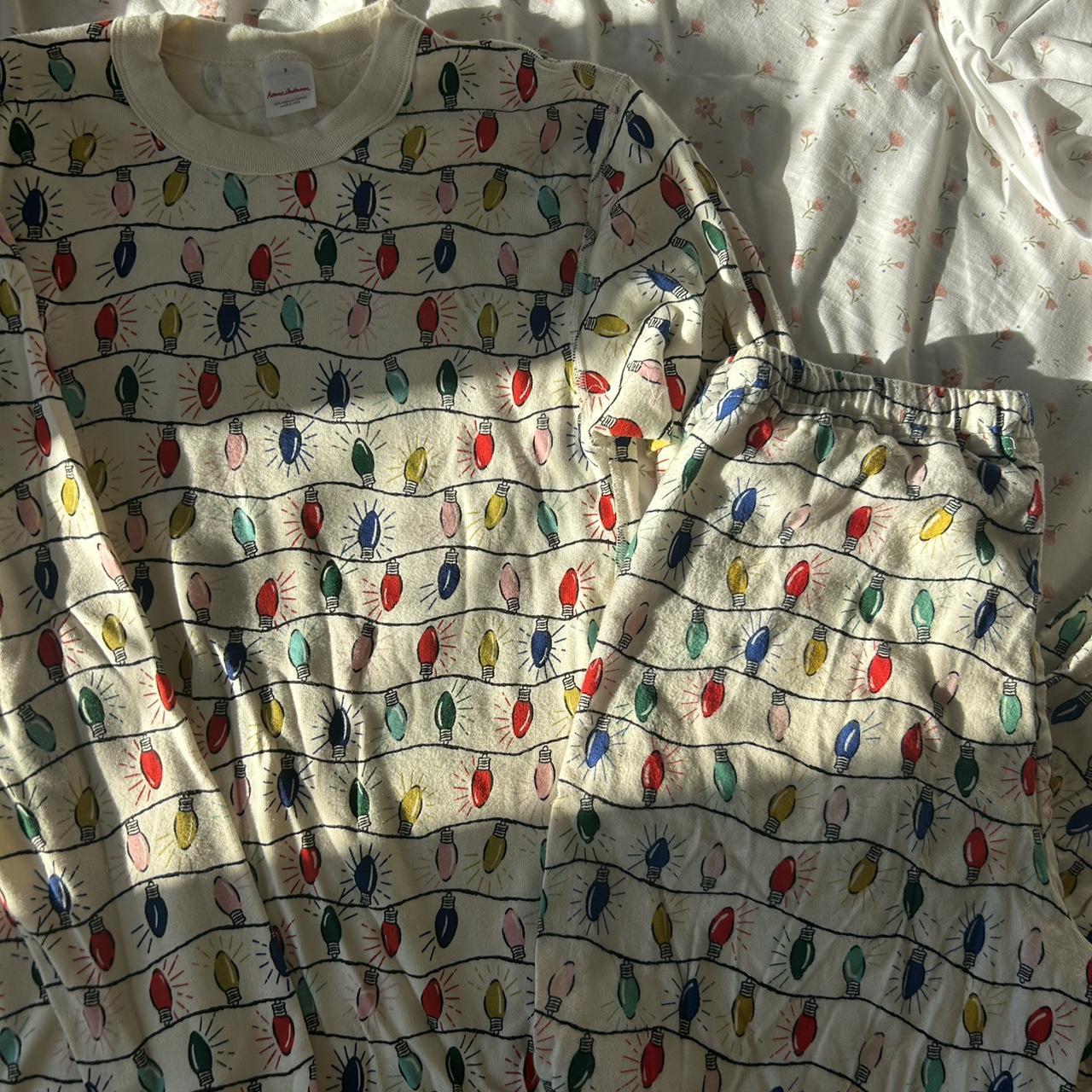 Hanna Andersson Christmas pajamas! Adult small top... - Depop