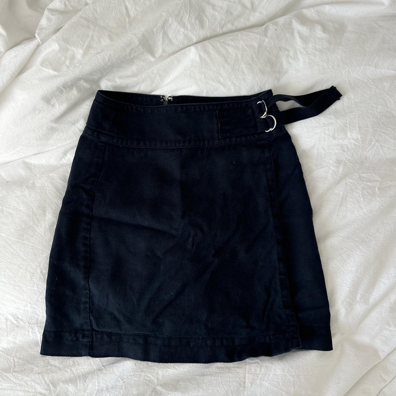 Navy pleated mini skirt - Depop