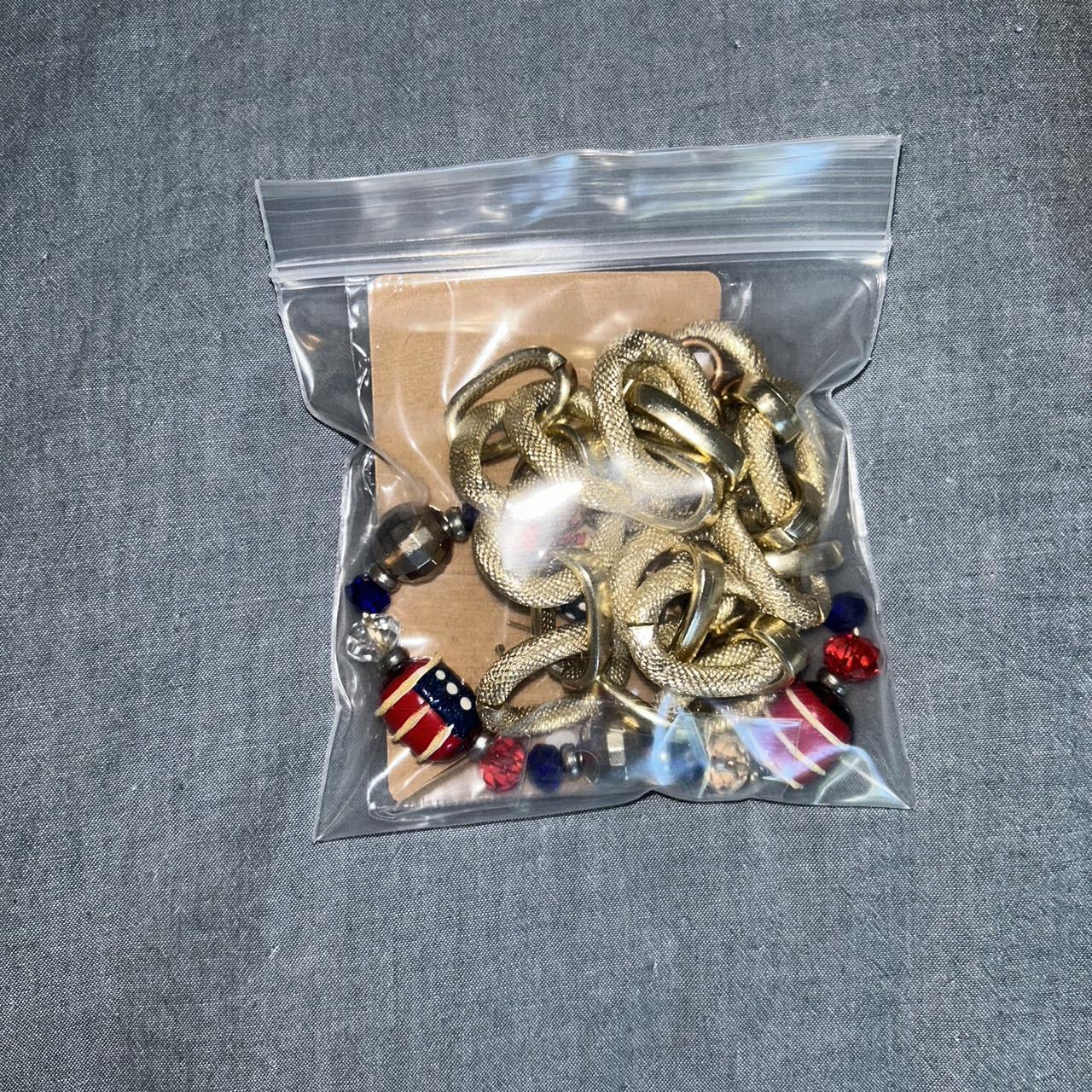 Small random jewelry bundle - Depop