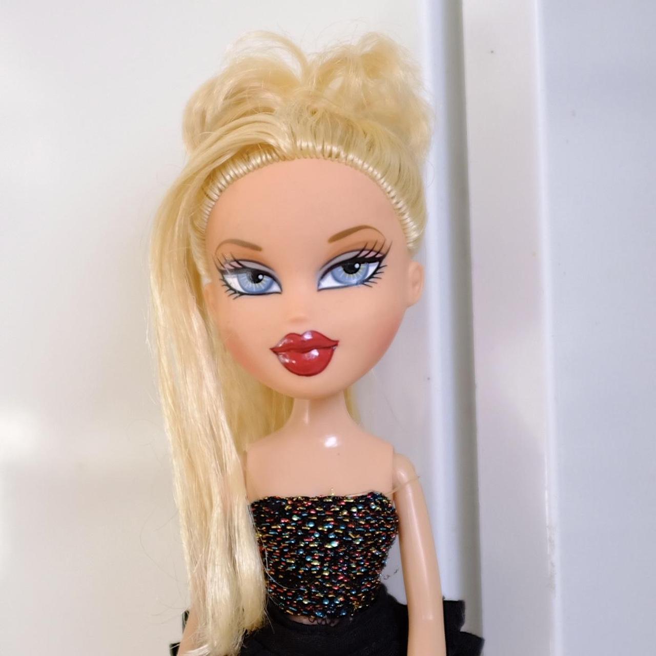 Bratz Step Out Cloe 🖤 Comes in her original outfit... - Depop