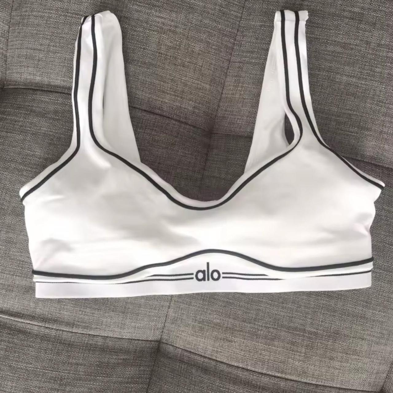 Alo bra and leggings set. Size medium Brand new .... | Depop