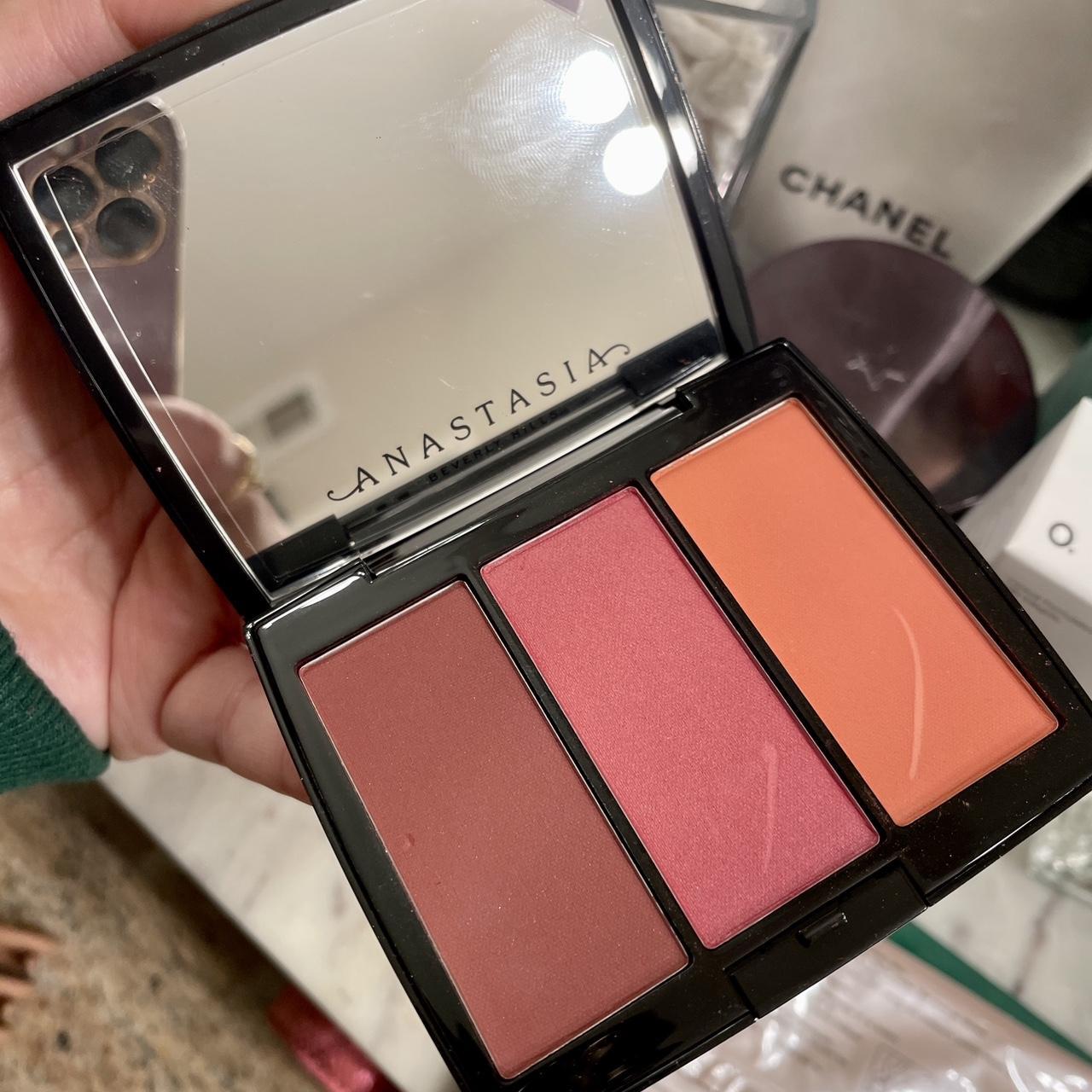 Anastasia Beverly Hills Berry Adore Blush Trio This... - Depop