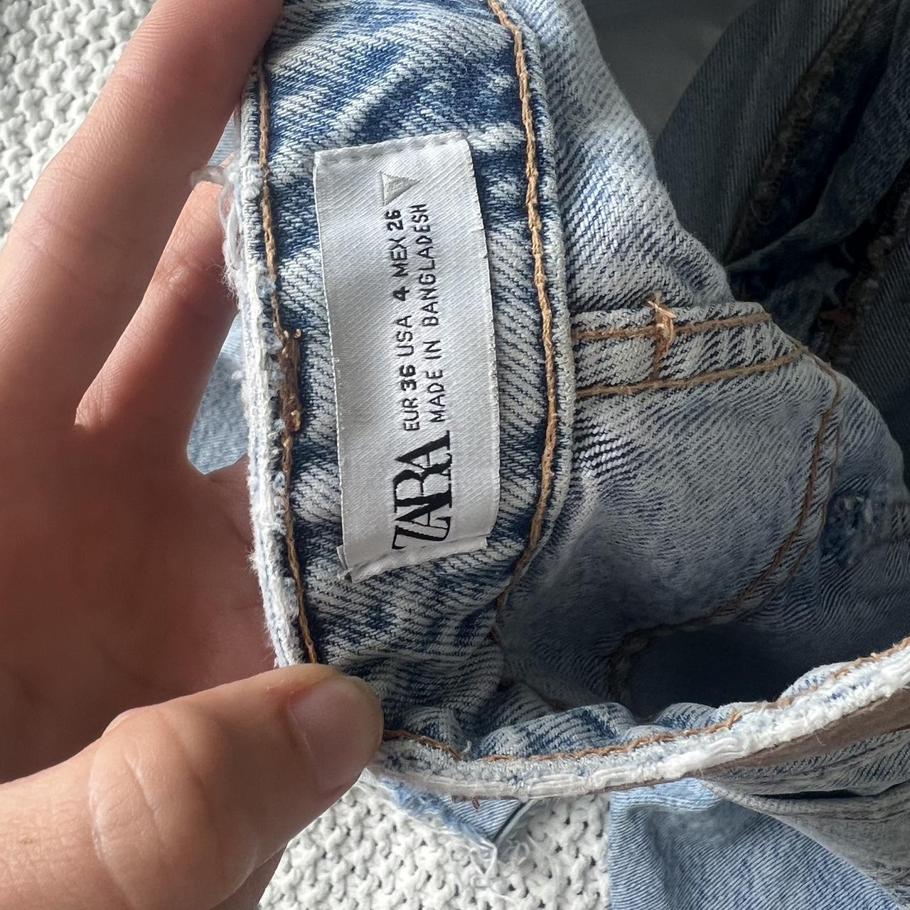 Mid length light wash frayed zara jorts - Depop