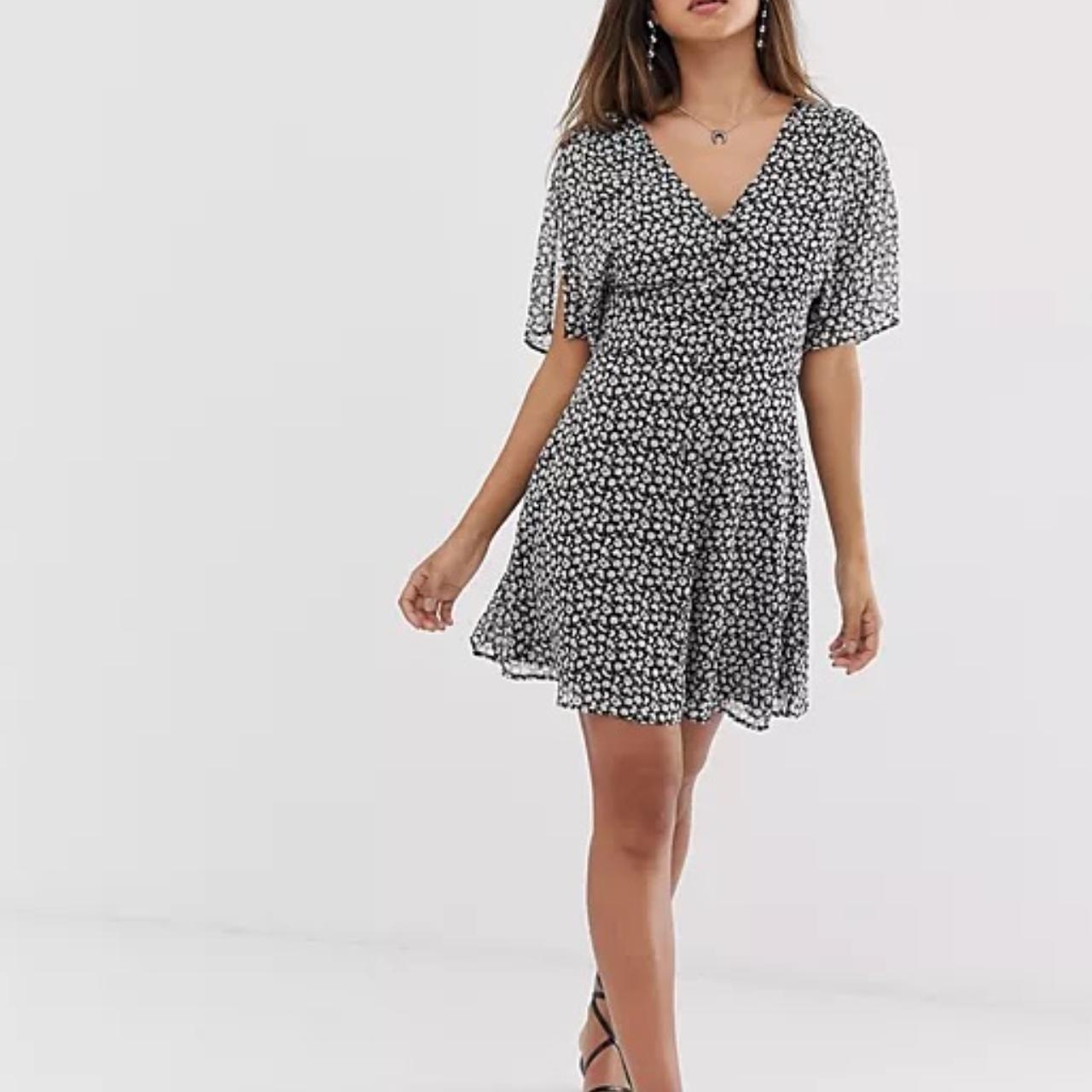 All Saints Floral Flowy Ivey Scatter Dress. Size US... - Depop