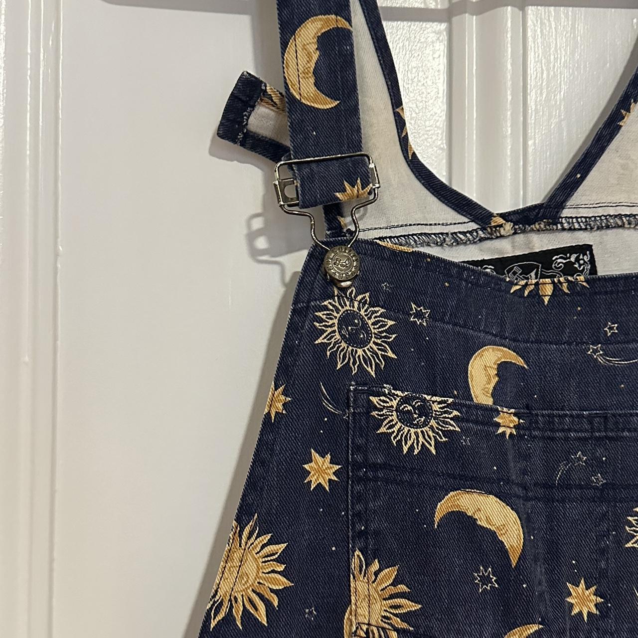 Amazing vintage star + moon overalls in great... - Depop