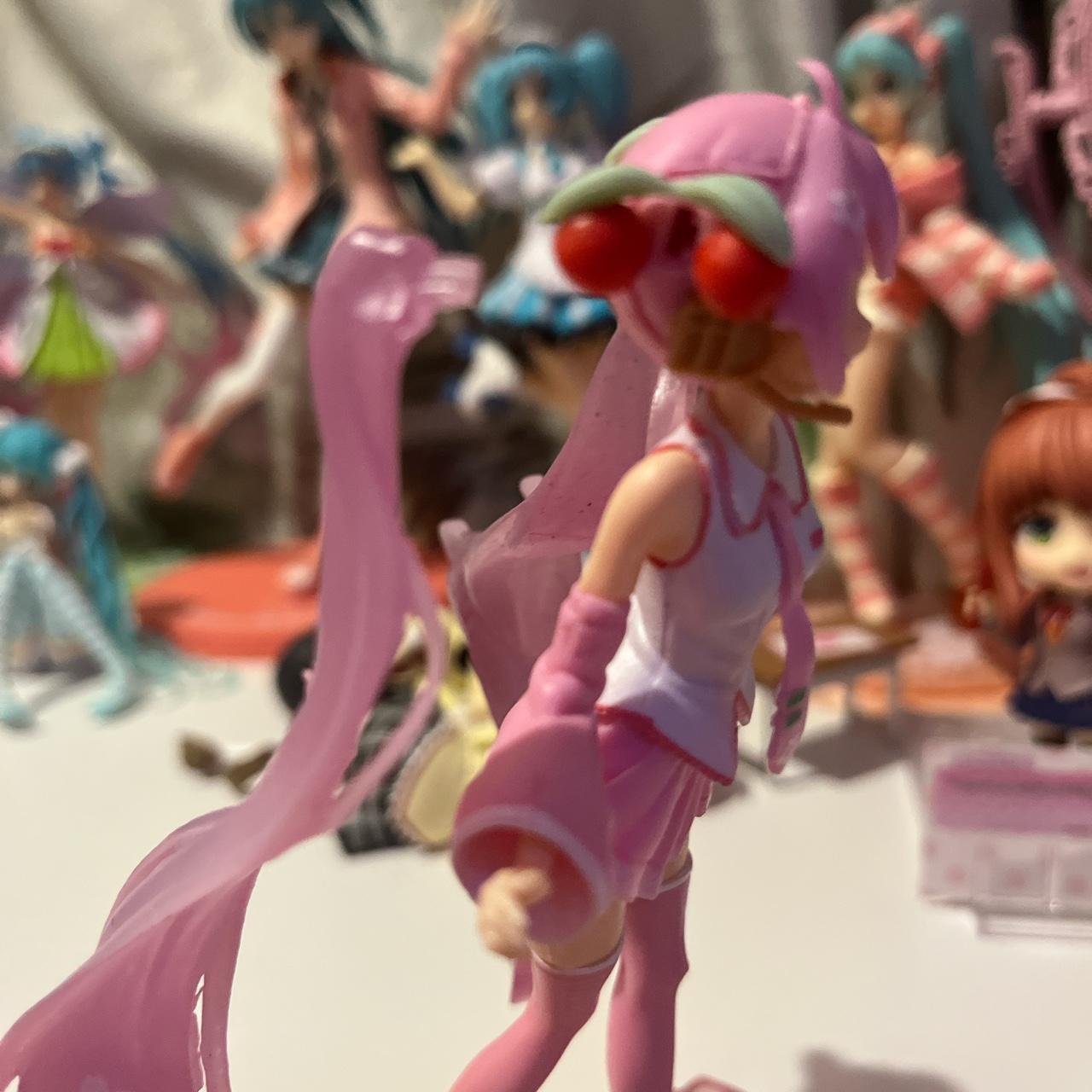 2x BOOTLEG miku figures Please use depop payments... - Depop