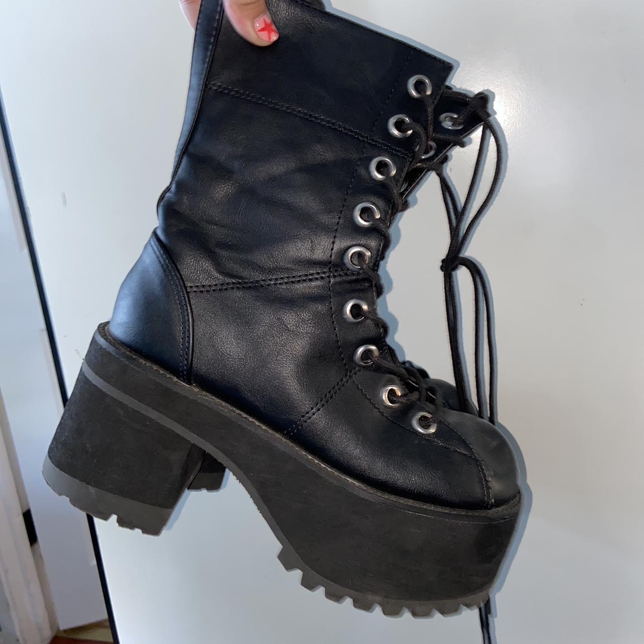 DEMONIA RANGER 301 BOOTS so cute but not my style... - Depop