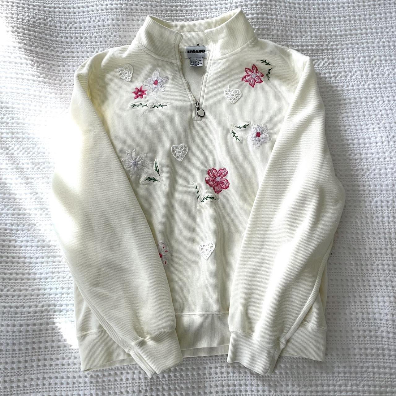 ADORABLE vintage embroidered sweater!!! Such a... - Depop