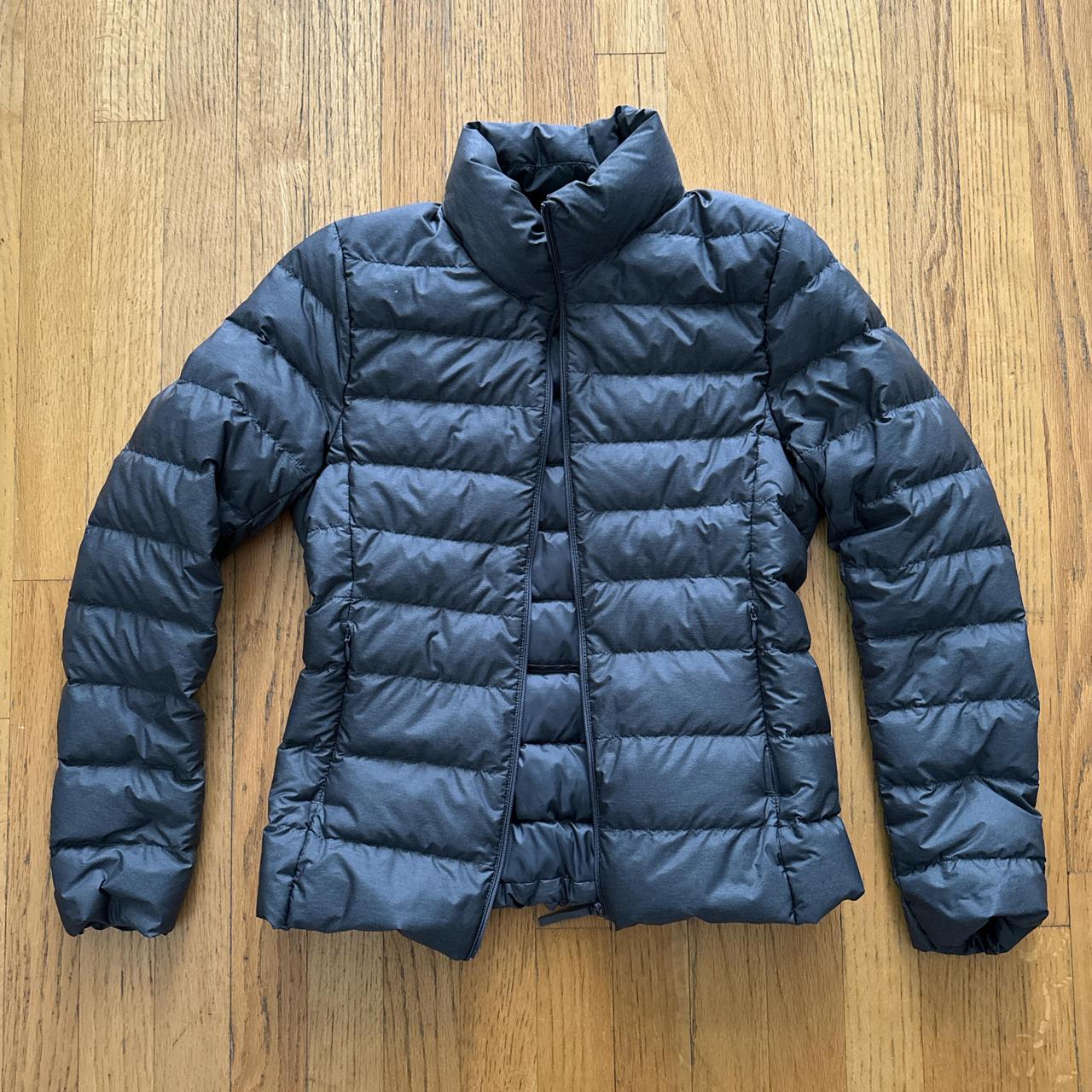 Uniqlo Puffer Jacket - Depop