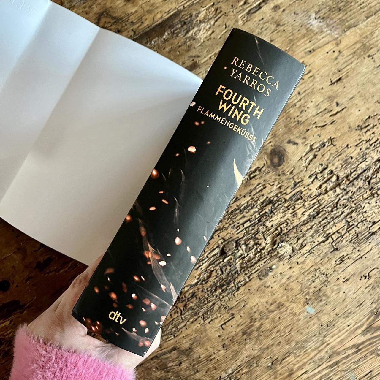 Fourth Wing - German First edition - Never read but... - Depop