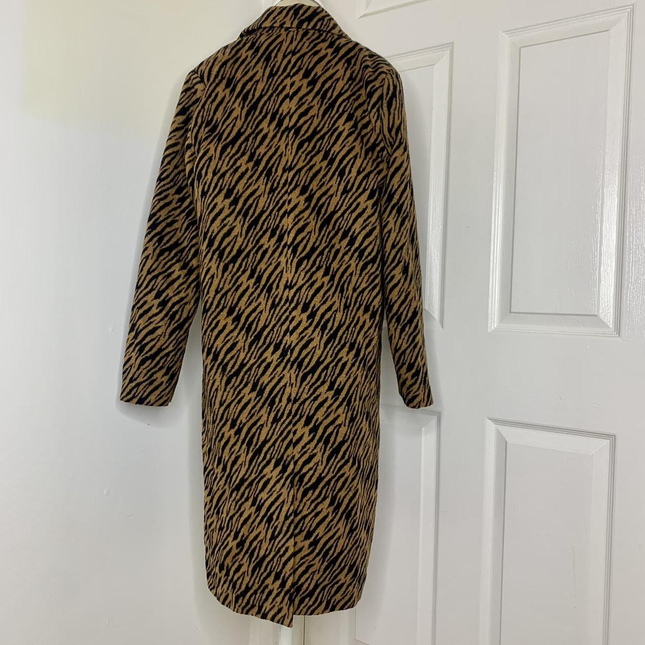 Classic MODCLOTH Tiger Stripe Long Coat Jacket Fully... - Depop