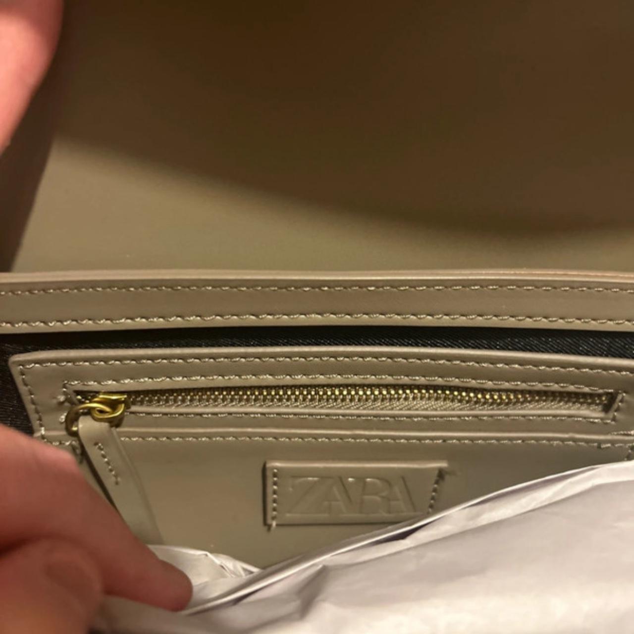 BNWT Zara beige brown shoulder bag with gold hardware - Depop