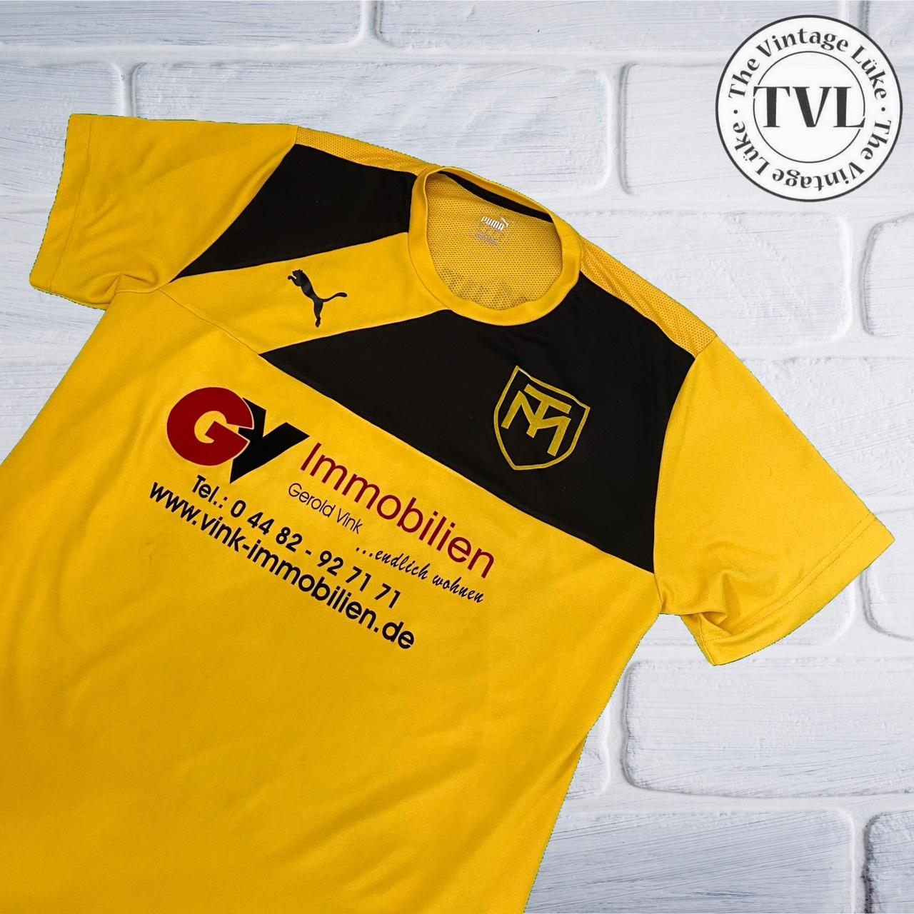 Men’s Retro Yellow 90s / Early 00s Yellow Football... - Depop