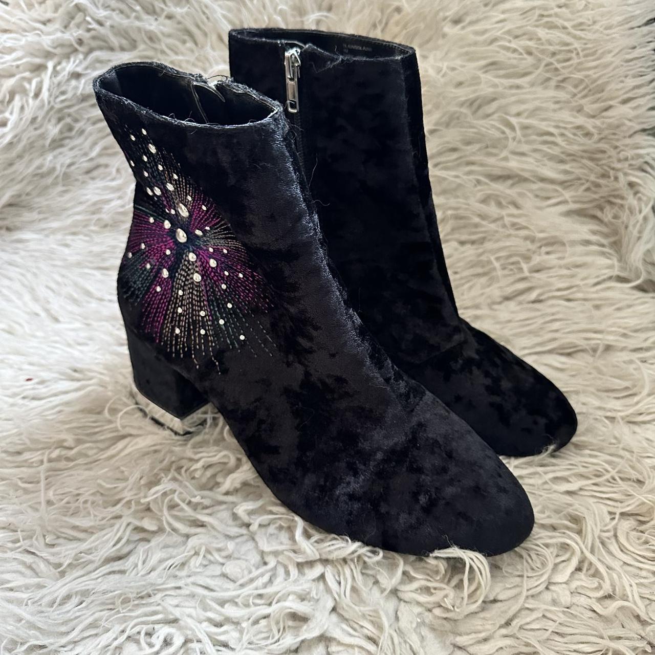 Design Lab Lord & Taylor Velvet starburst rhinestone... - Depop