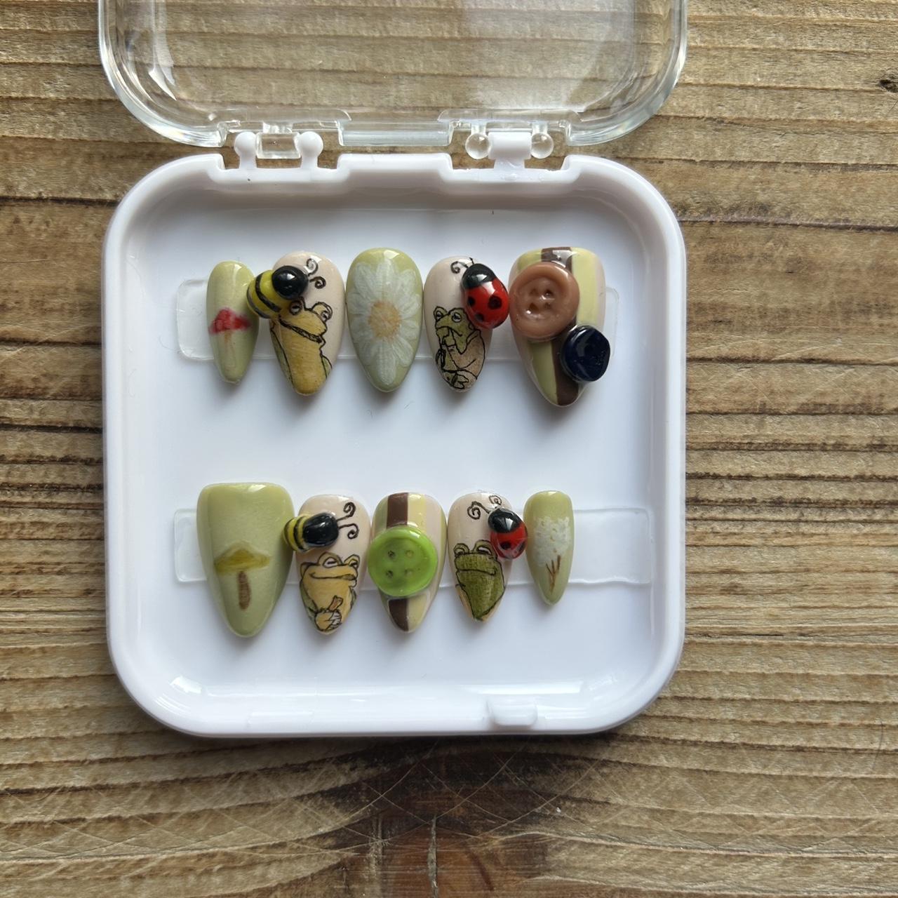 Frog and toad press on nail set🍄‍🟫🌛🍃 Hand painted gel... | Depop