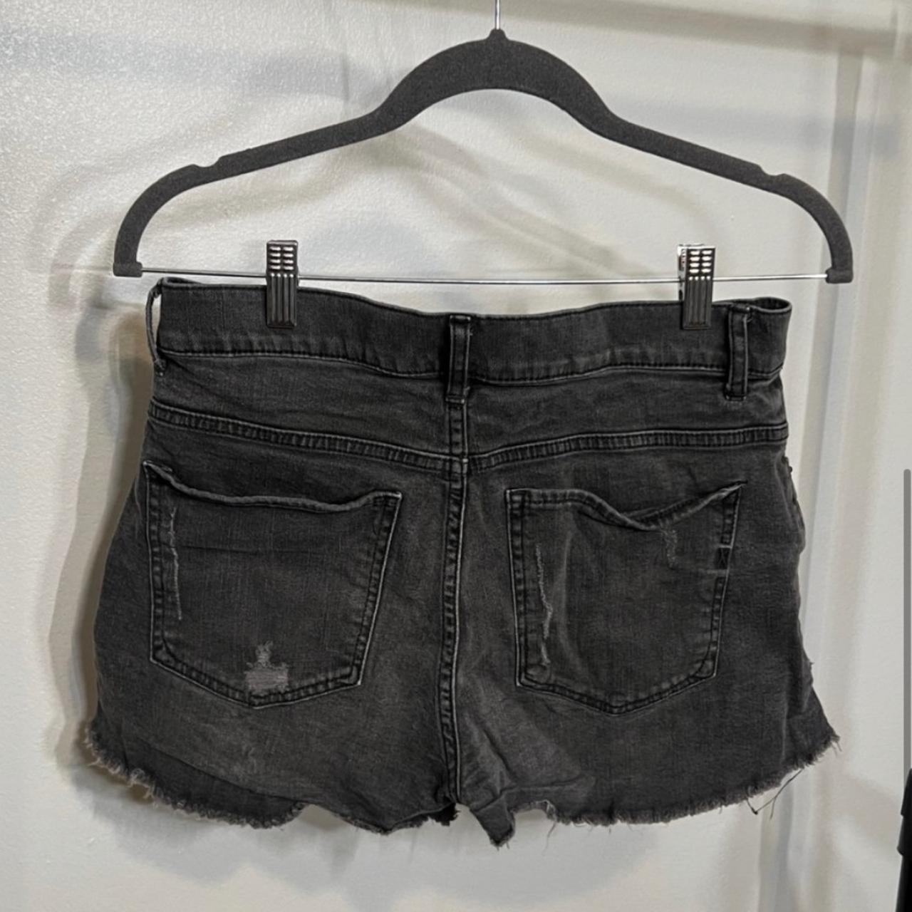 BlackDenim Shorts 6 - Shortie high rise - raw hem -... - Depop