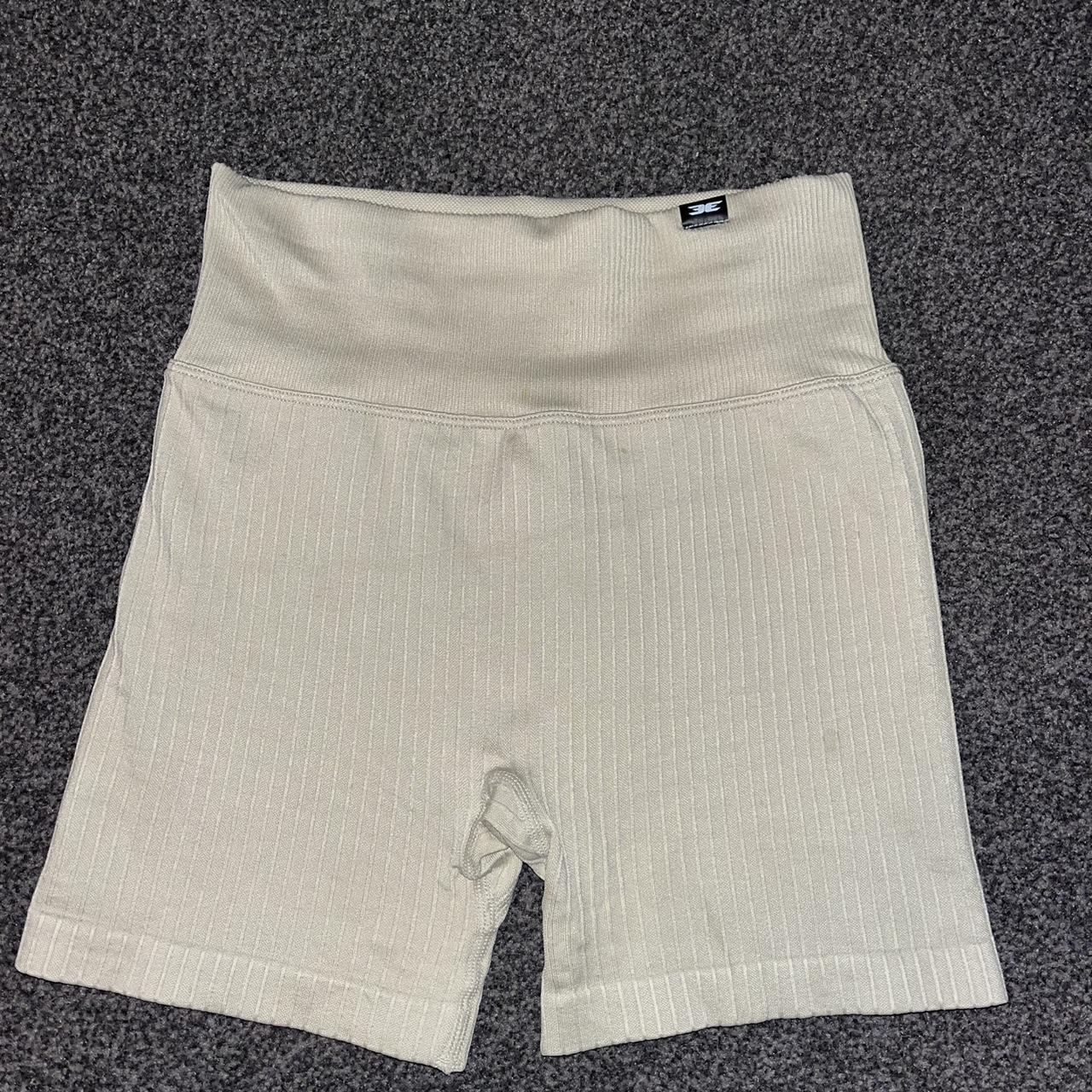 Elite eleven ribbed shorts beige size small - Depop