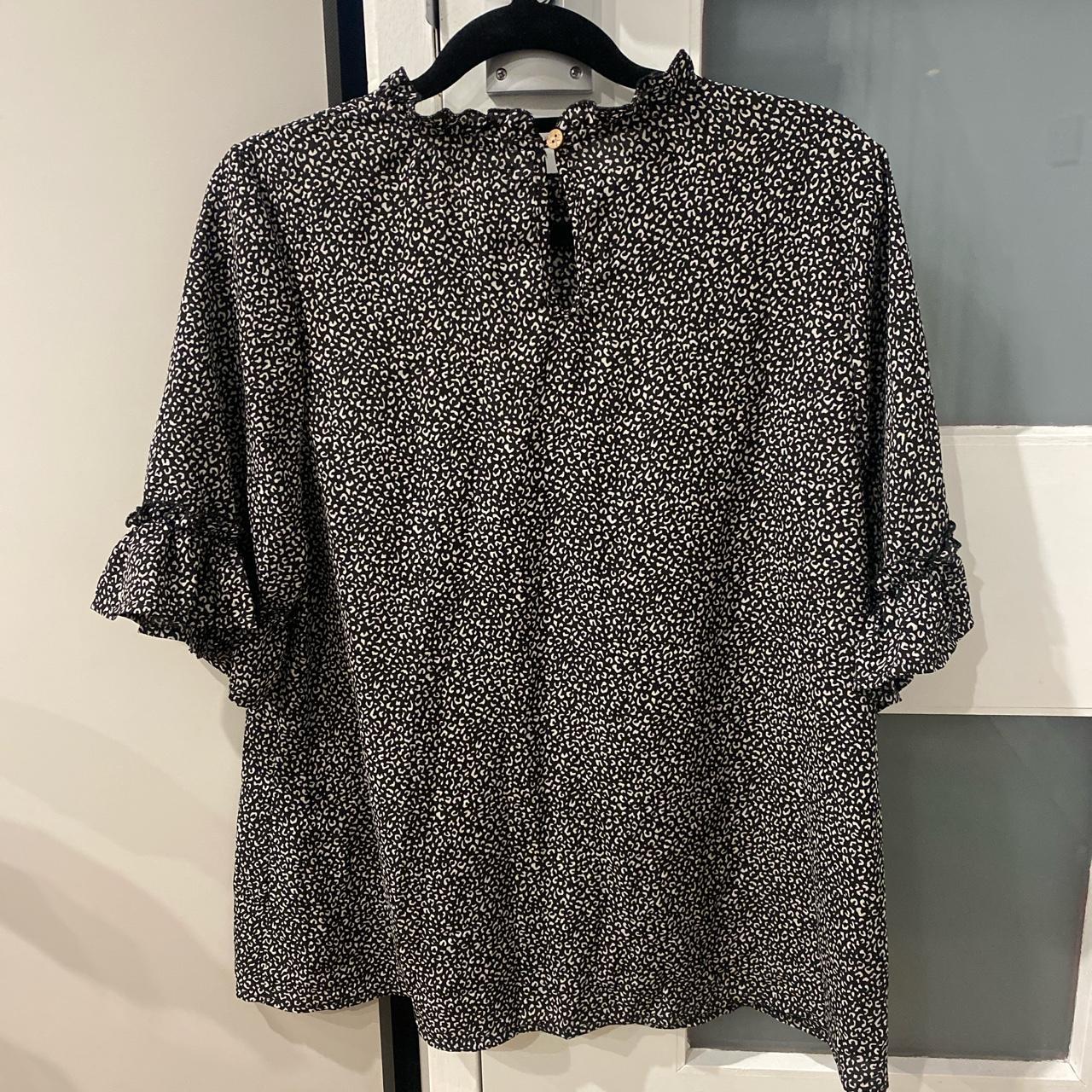 BNWT blue and white leopard print shirt Size... - Depop