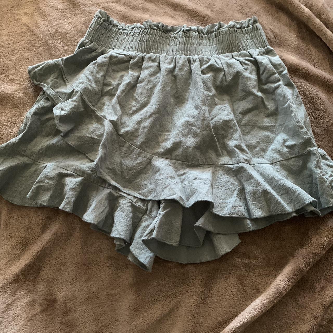 green frilly skort/skirt/shorts bloomer like #skirt... - Depop