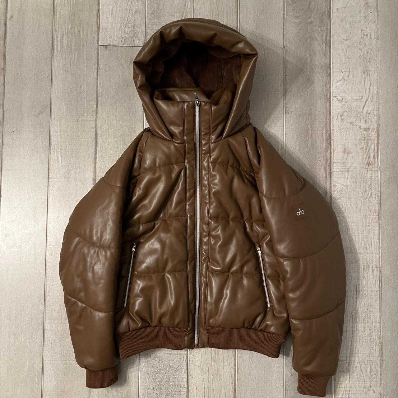 Alo Yoga Women's Brown and Tan Coat | Depop