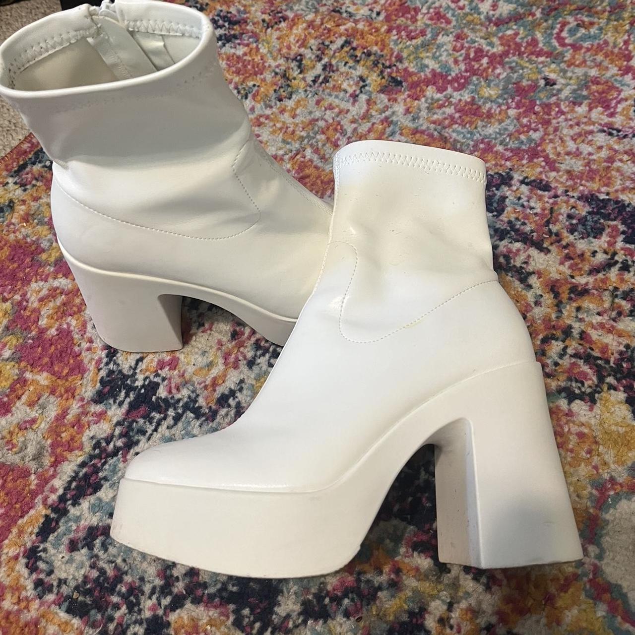White Platform GoGo boots! Worn once for a party-... - Depop
