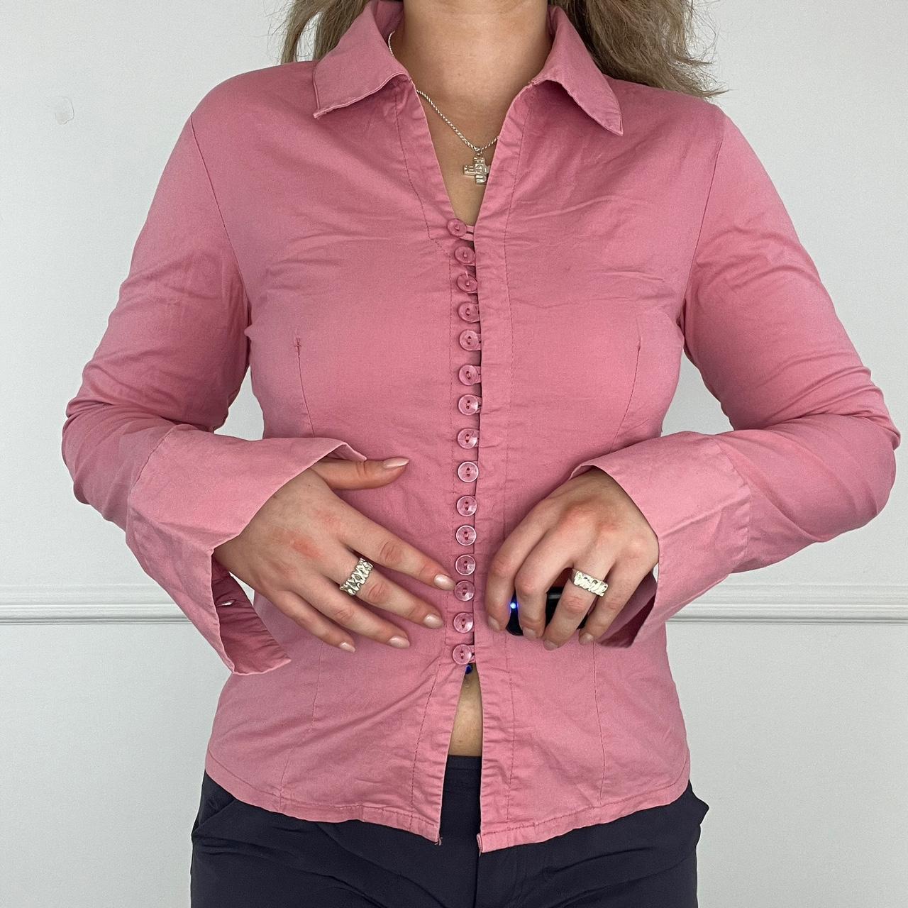 amazing 00s/y2k pink button-up detail shirt Fits... - Depop