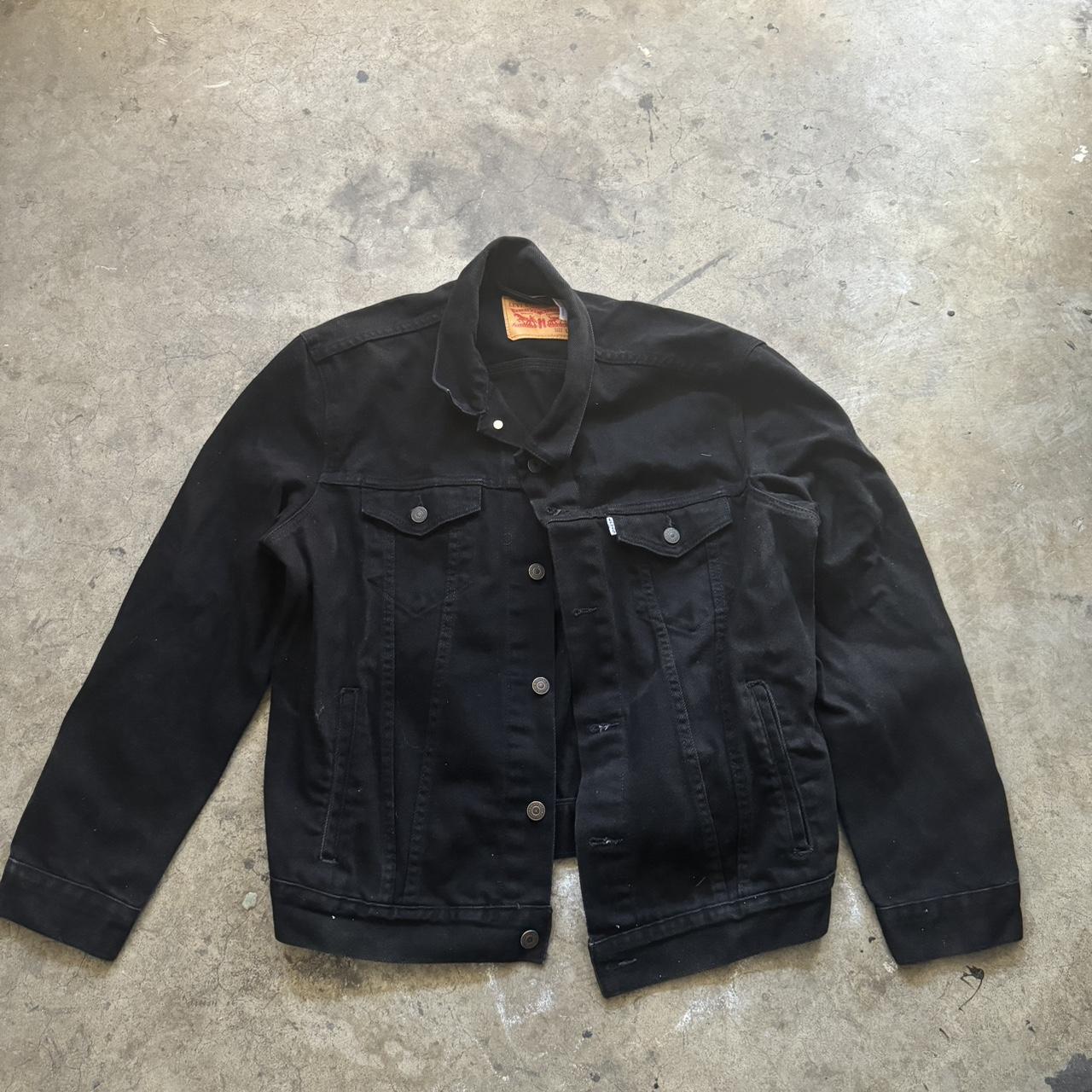 Black Levi's denim jacket #denimjacket Size L - Depop