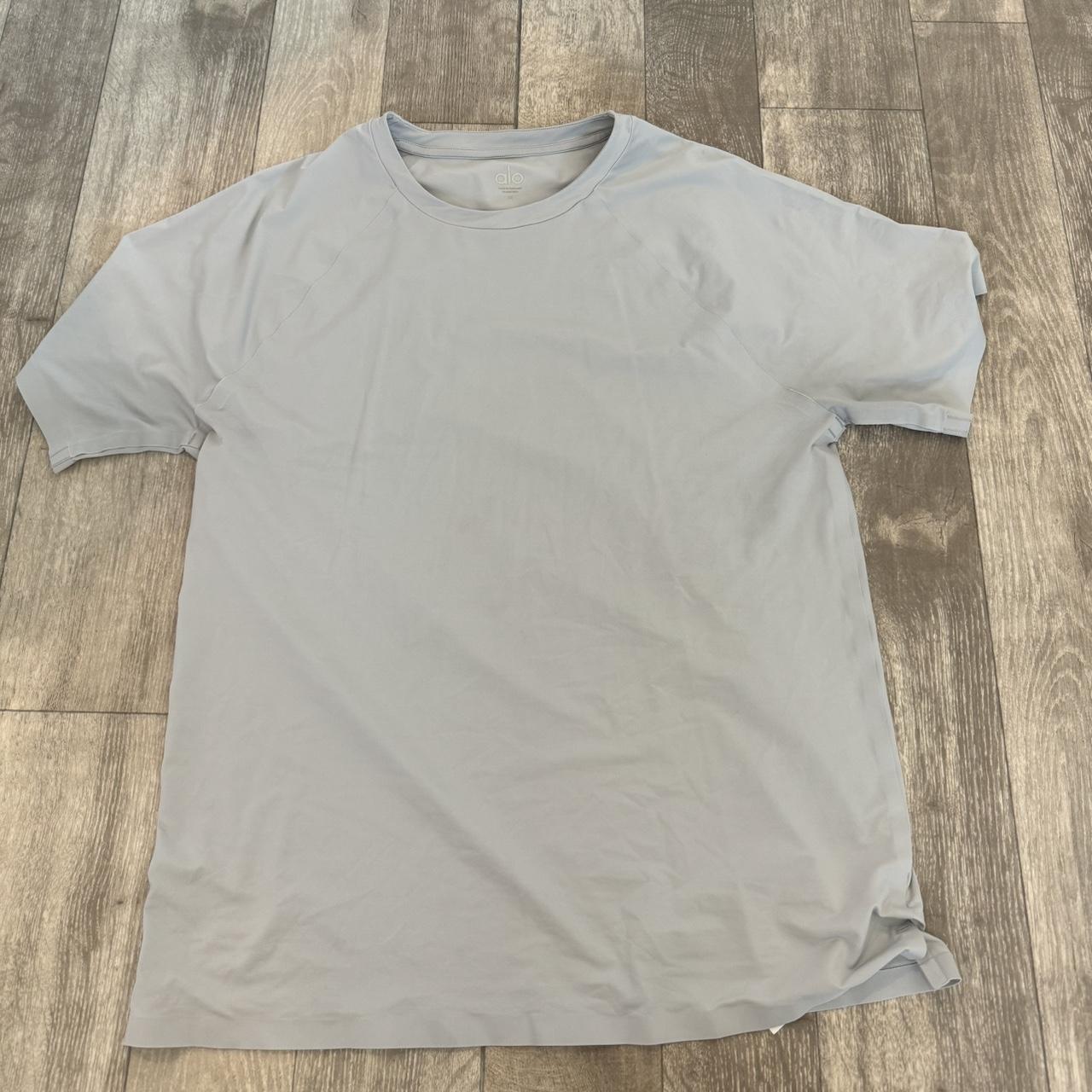 Men’s Alo Workout Shirt - Depop