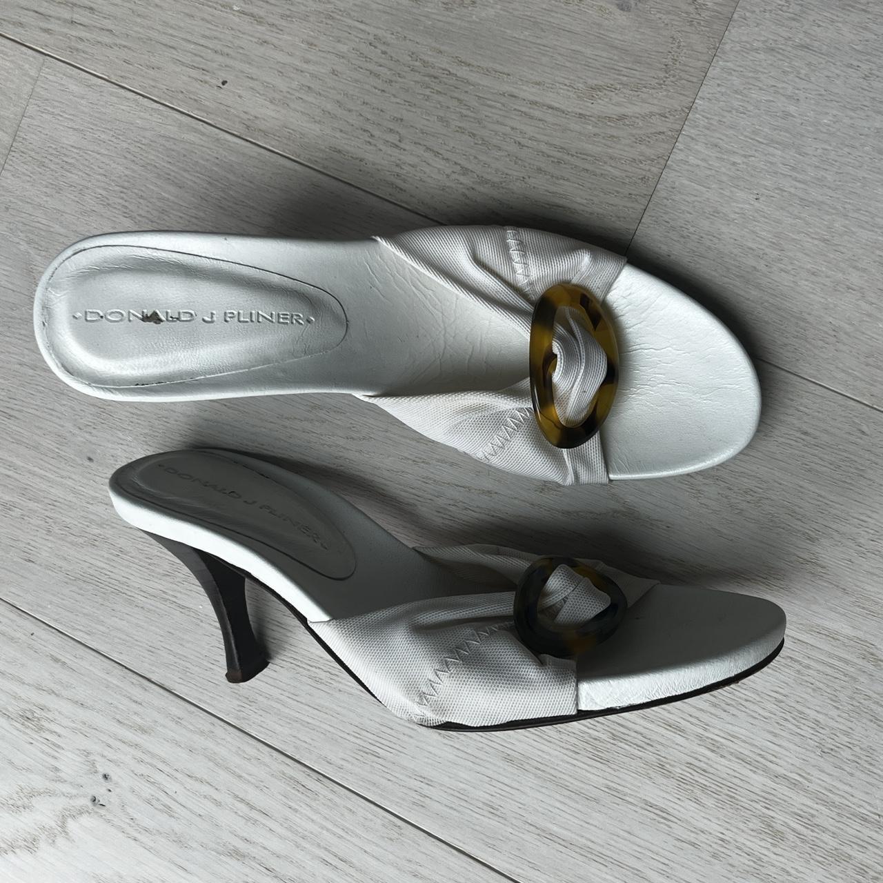 Vintage Donald j pliner white sandals Size 5.5 Good... - Depop