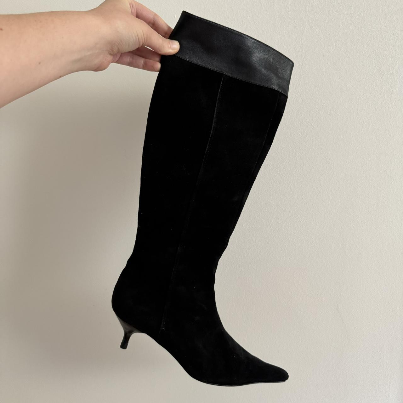 Gorgeous knee high leather boots, perfect for winter... - Depop