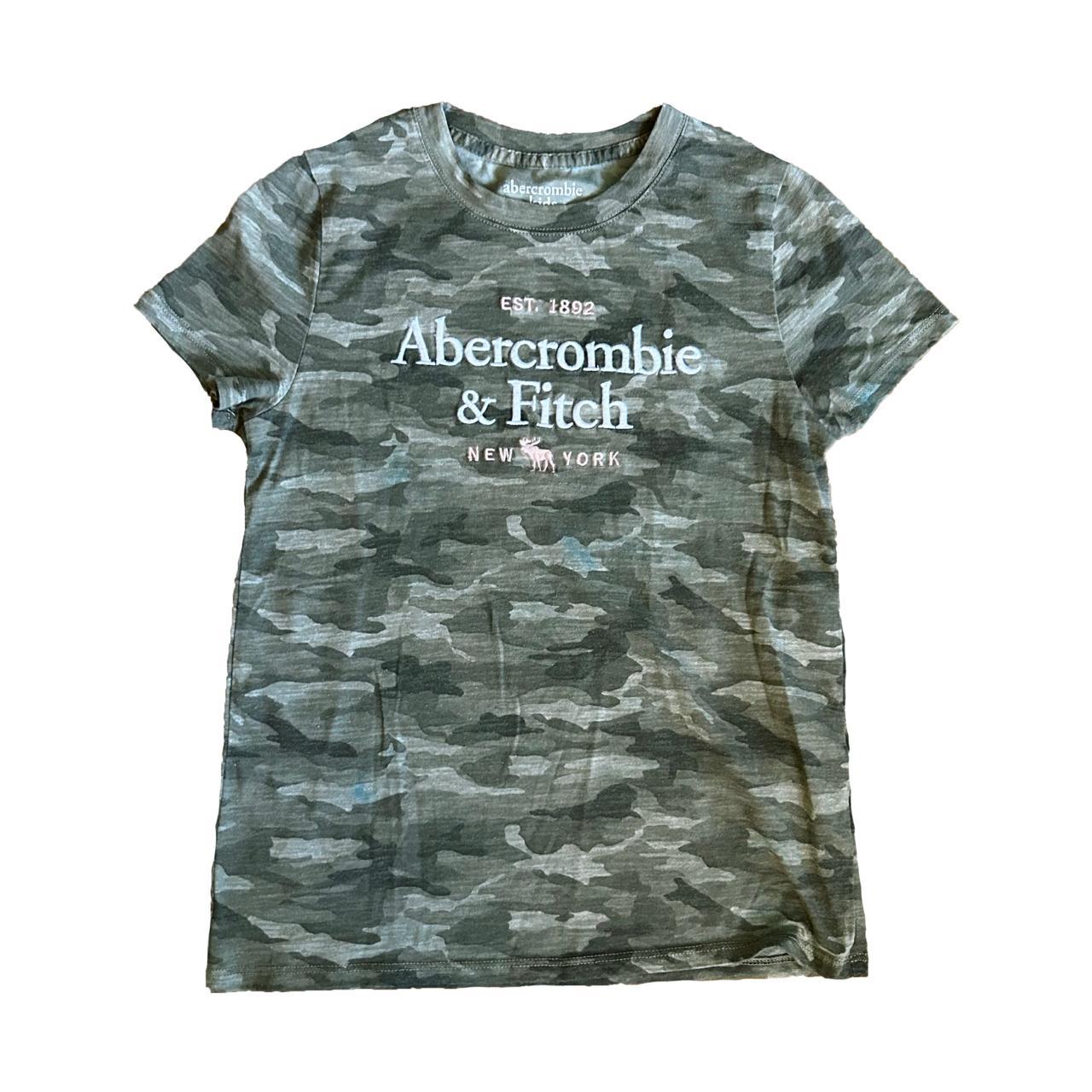 Abercrombie camo baby tee ☆ green camo cotton tee... - Depop