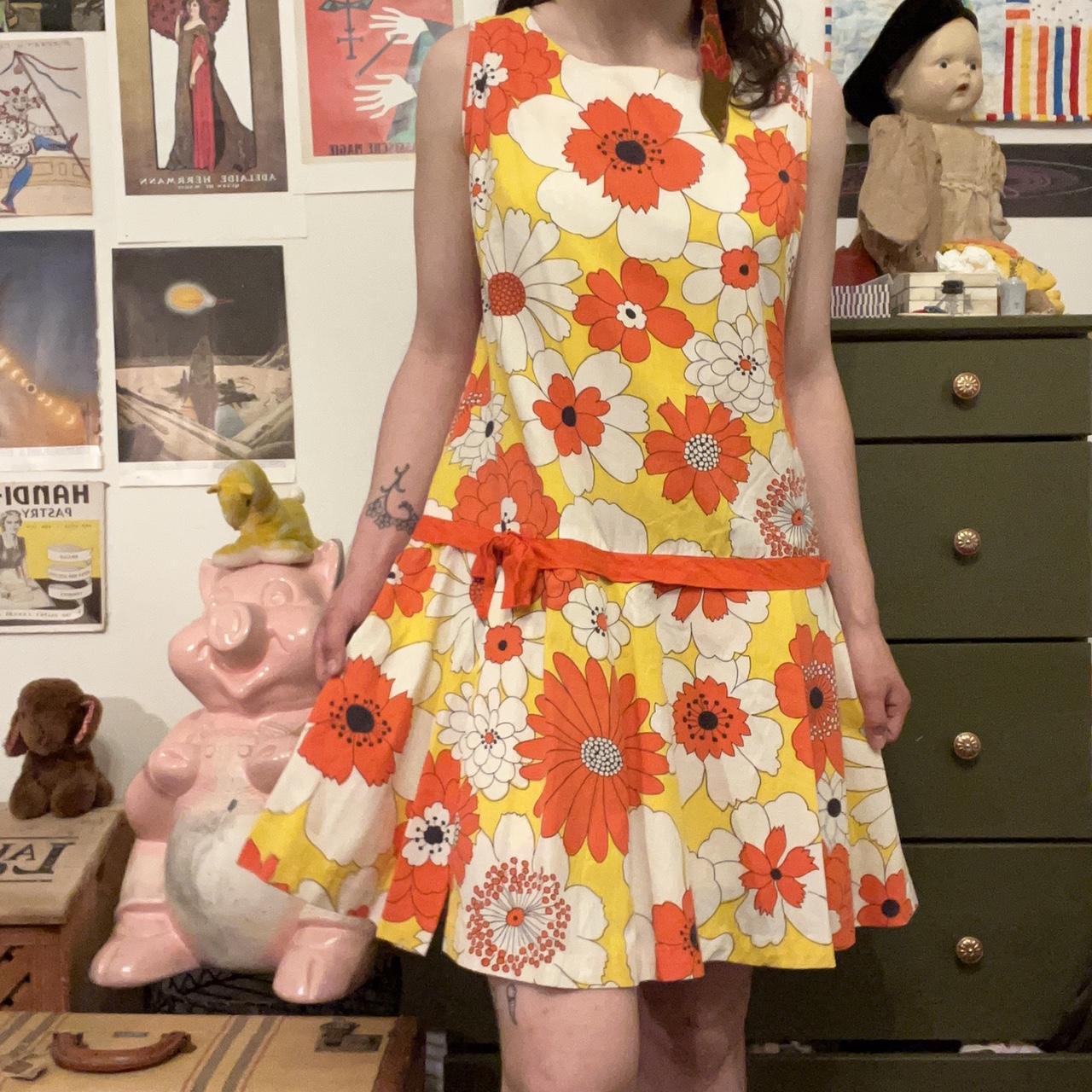not actual price- send offers Vintage 1960s Floral... | Depop