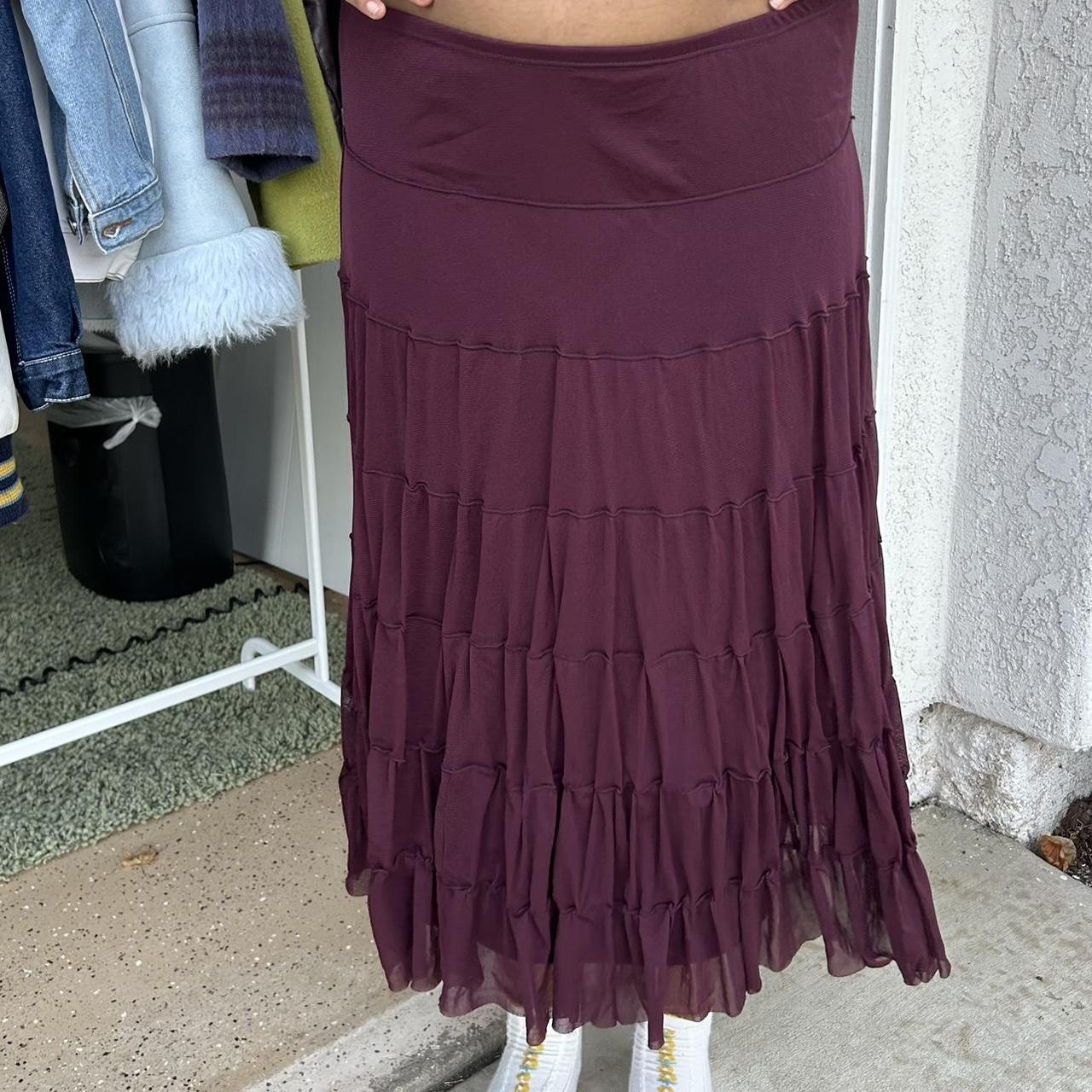 love this grungy maroon/burgundy maxi skirt! super... - Depop
