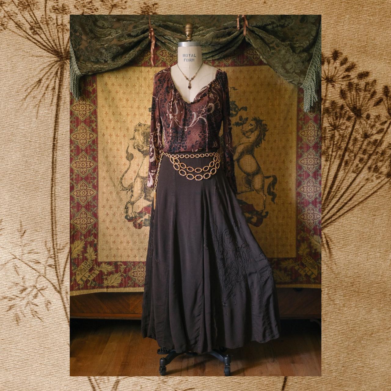 𝒐𝒖𝒕𝒇𝒊𝒕 𝒊𝒏𝒔𝒑𝒐: 𝕥𝕙𝕖 𝕧𝕖𝕝𝕧𝕖𝕥 𝕘𝕣𝕚𝕞𝕠𝕚𝕣𝕖 check out my... | Depop