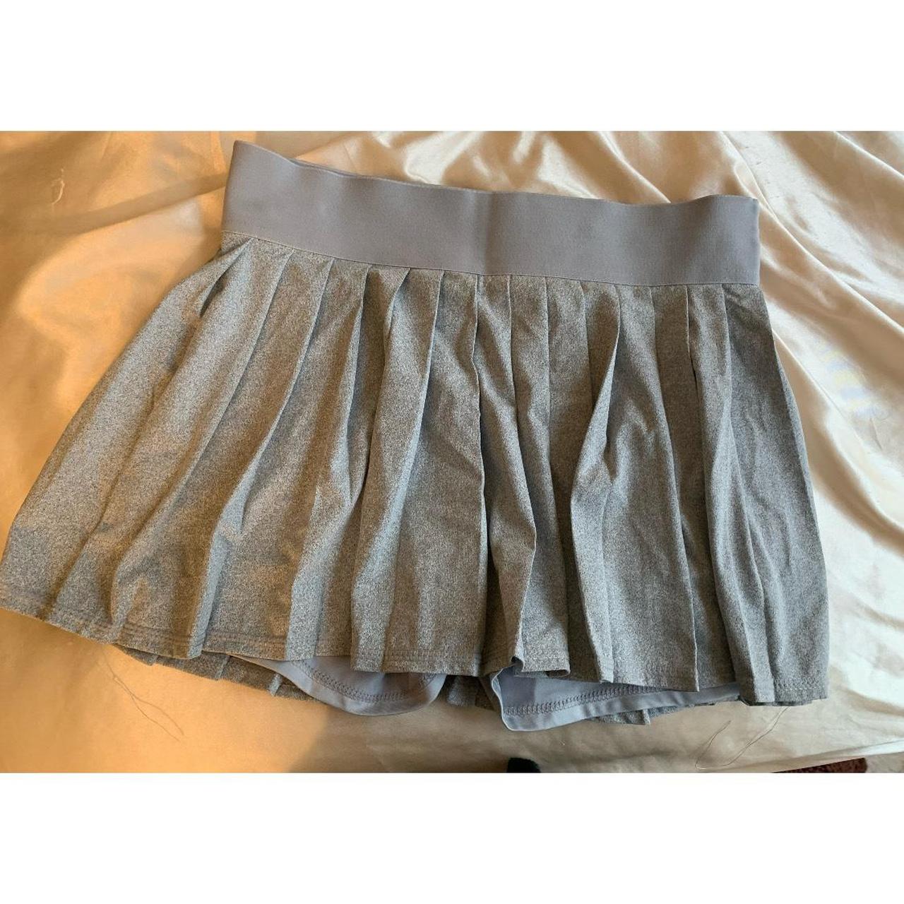 grey tennis skirt ! only worn to try on so in... - Depop
