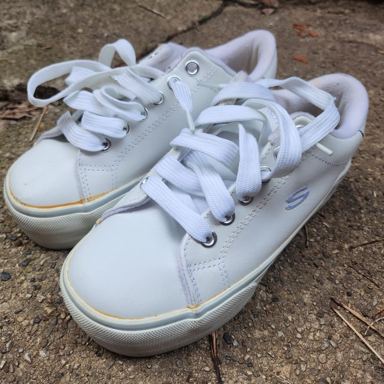 Vintage skechers from 2000 Slight platform but glue... - Depop