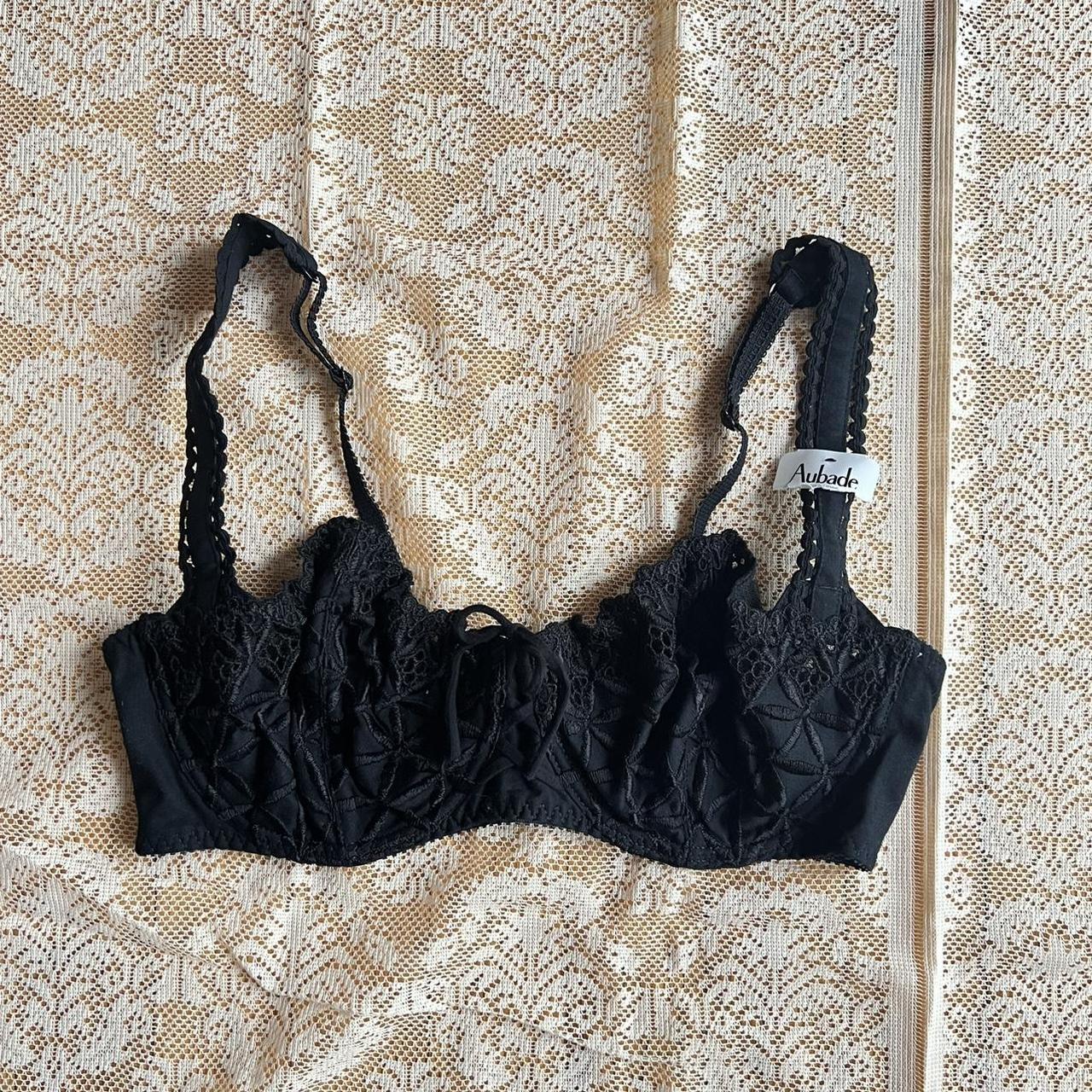 Vtg 80s aubade Gothy French lace bra 🖤 Sz small 34d - Depop