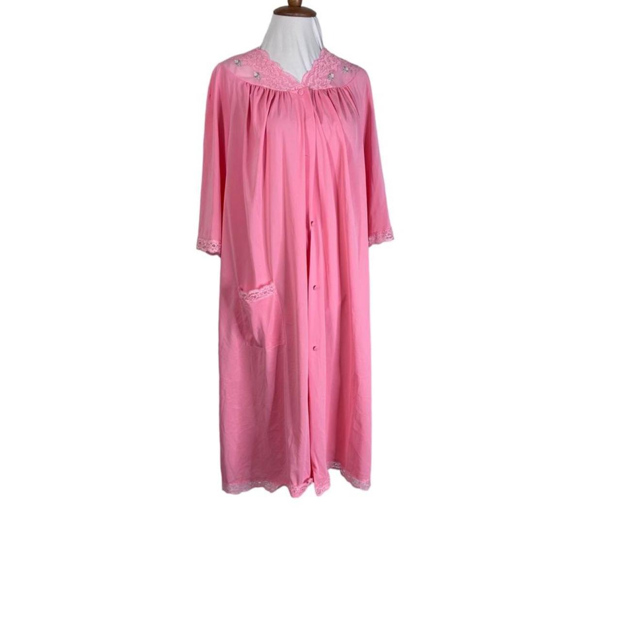 Vintage 70s Pink Shadowline Pink Robe Medium.... - Depop