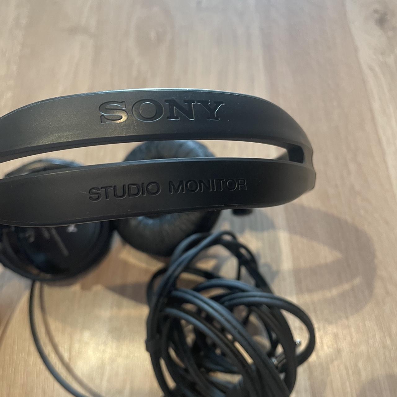 Sony dynamic stereo DJ headphones MDR-V150 Great... - Depop