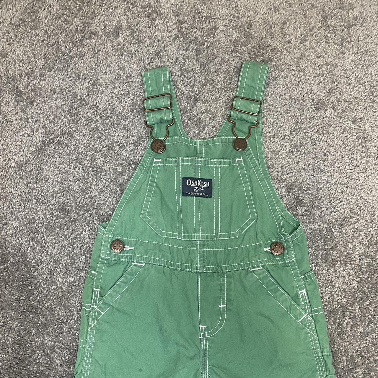 Oshkosh green shortalls VGUC size 12m | Depop