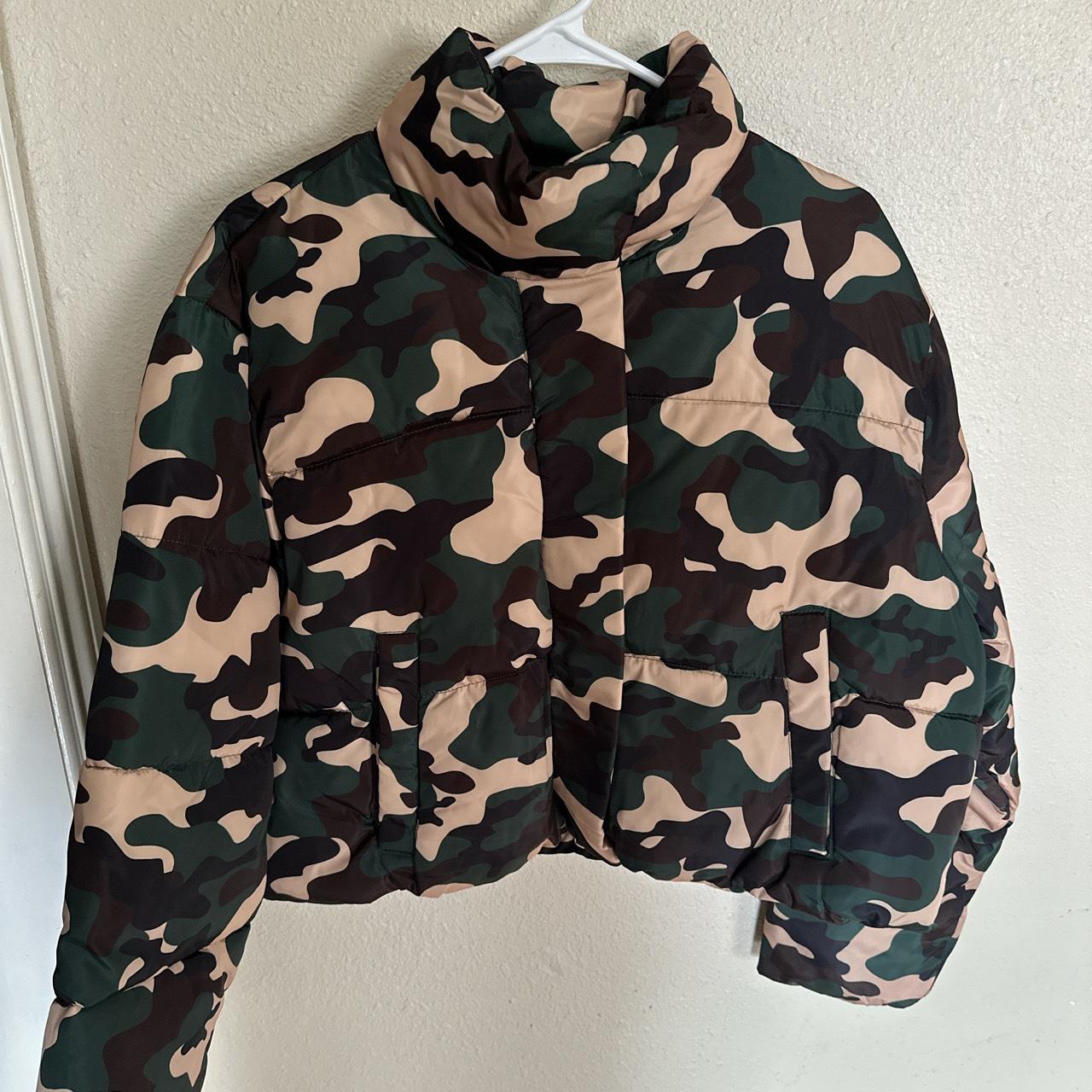 Camo puffer jacket 🤍 Size medium Oversized... - Depop