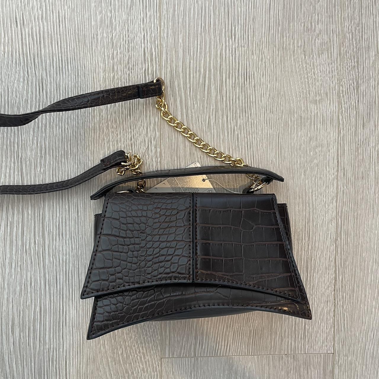 Brown curved box bag Brand new - Depop