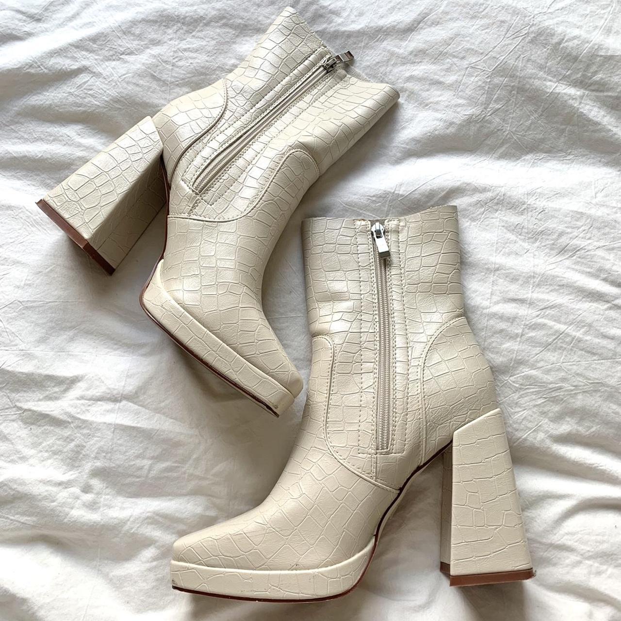 amazing off white / cream square toe platform boots!... - Depop