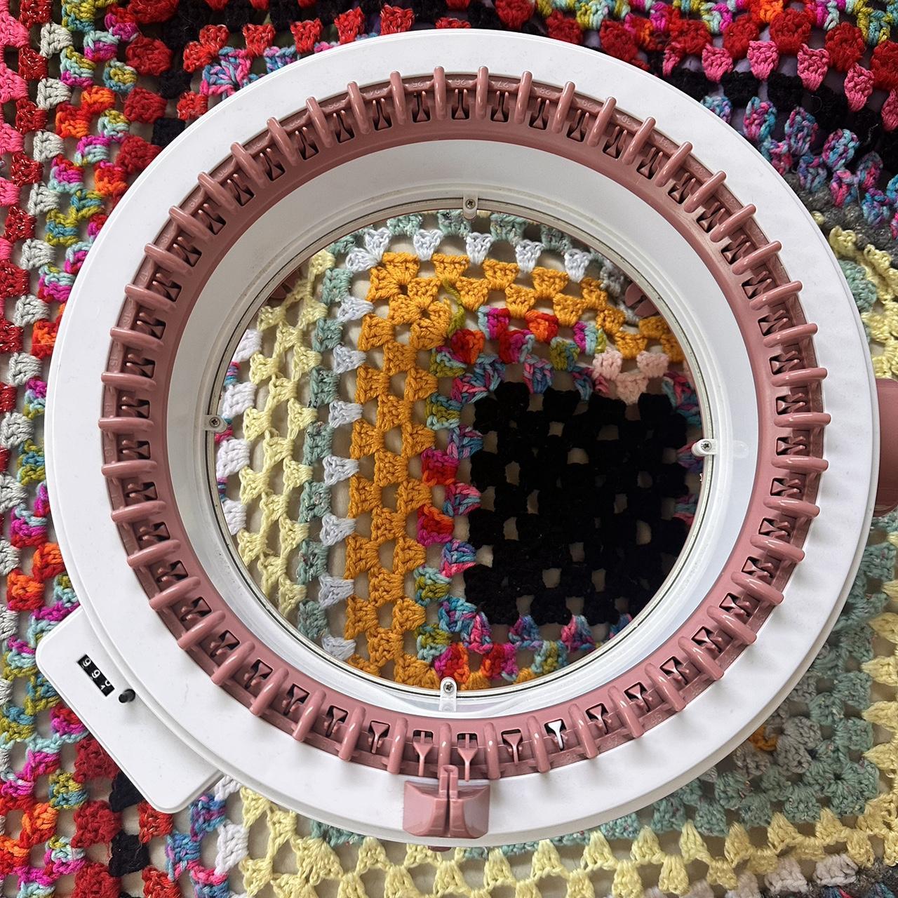 Sentro 48 pin knitting machine Perfect condition... - Depop