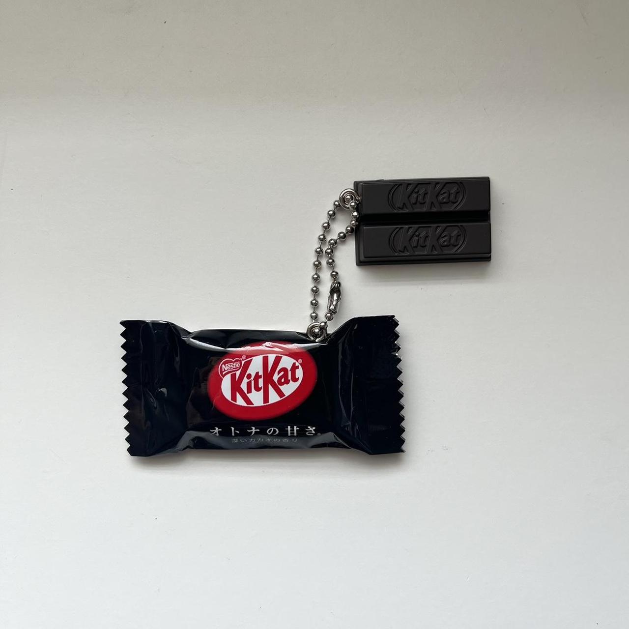 kit kat japan keychain ଘ(੭ˊᵕˋ)੭* ੈ ‧˚ - 100%... - Depop